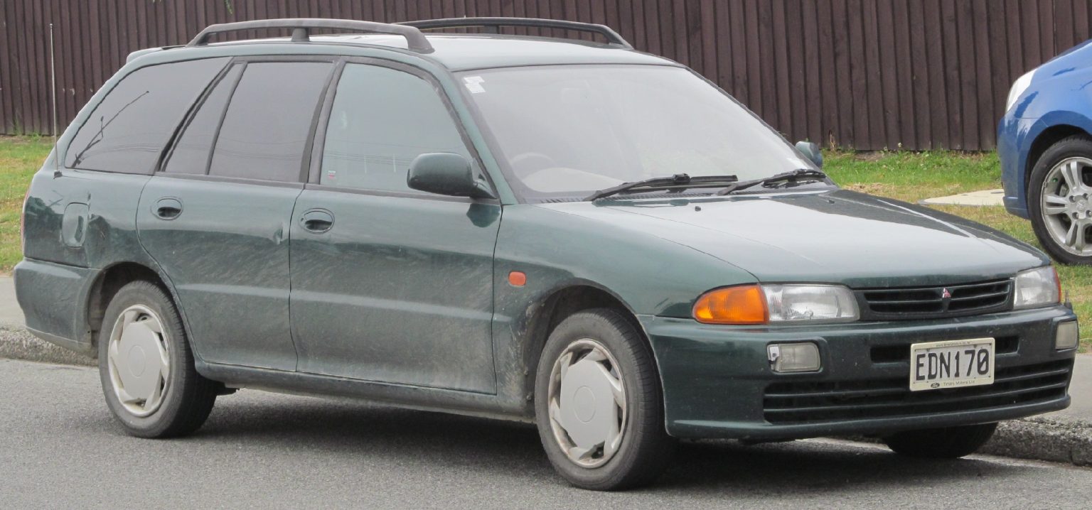 Mitsubishi Libero: Wagon Kompak dengan Performa Handal