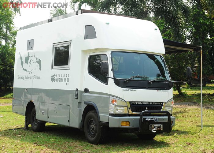 Mitsubishi Canter Modif: Truk Jadi Camper Van, Jalanan Jadi Rumah Kedua ...